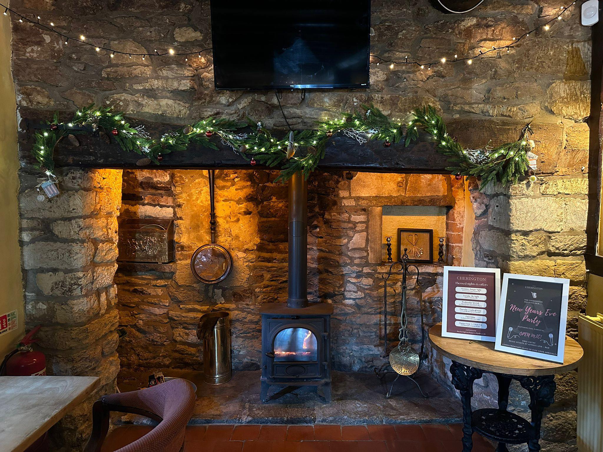 Christmas 2024 at The Cherington | Cherington and Stourton Village